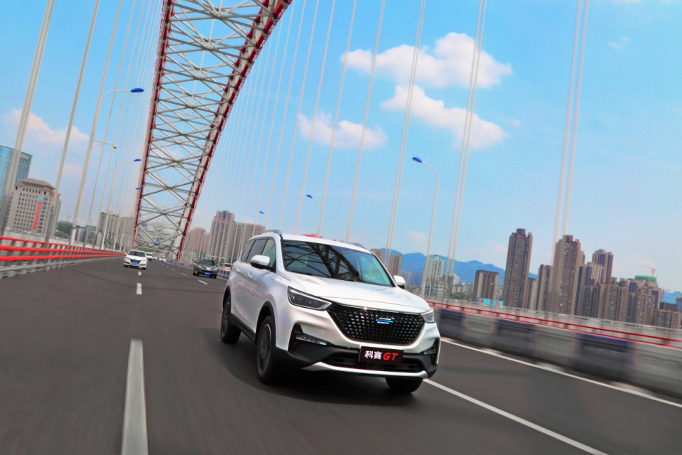 13.28万元起就能买2.0T+8AT的SUV，还有6、7座可选_搜狐汽车_搜狐网
