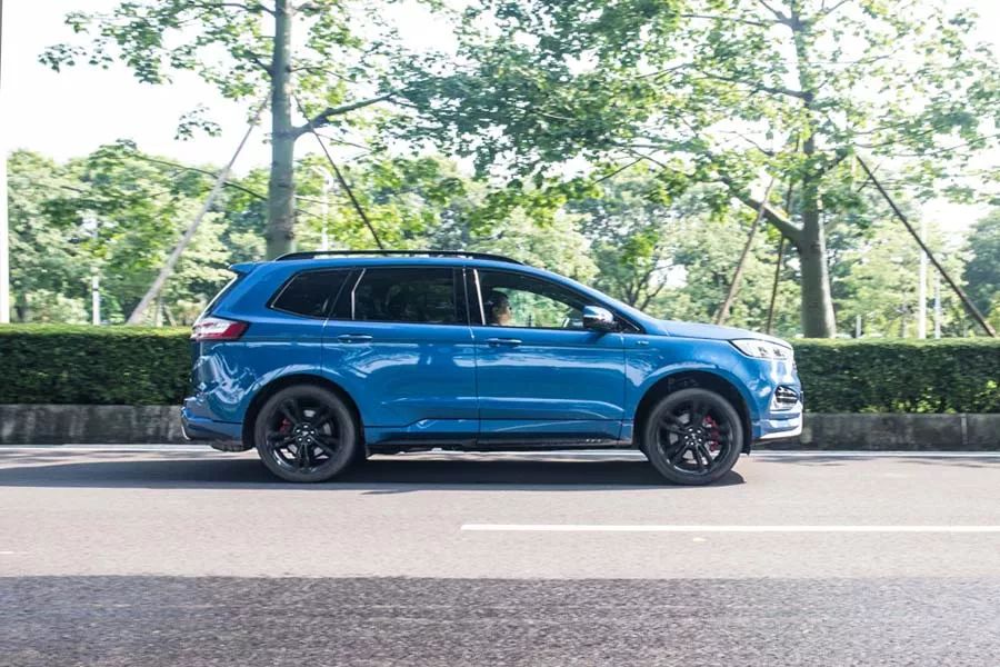 2.7T+8AT，这台大7座合资SUV 7.35秒破百！_搜狐汽车_搜狐网