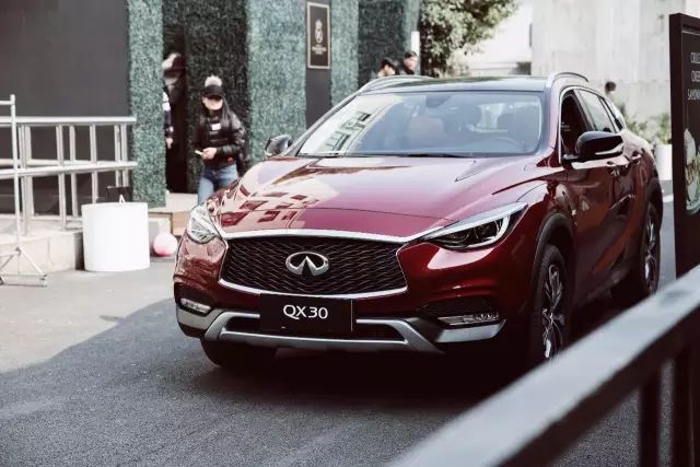 由内而外，出色的他丨全新英菲尼迪QX30仅需14.98万起！_搜狐汽车_搜狐网