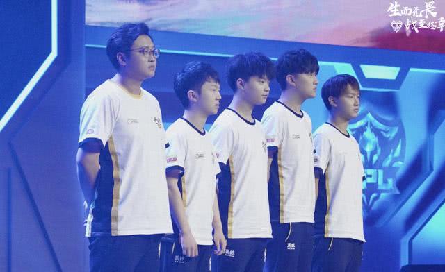 KPL：QG为何要轮换？队伍打法存在隐患，需要变阵寻求突破_运营