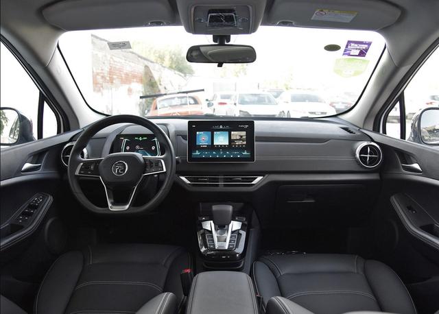 欧拉iQ出行版 VS 元EV535智能领潮型，谁才是的纯电“C位”_搜狐汽车_搜狐网