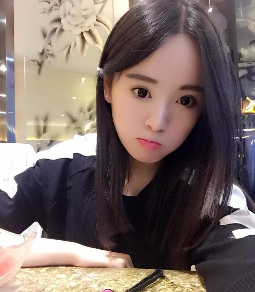 高颜值主播deepeggs