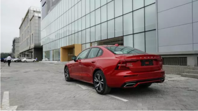 全新沃尔沃S60L实车再次现身！车长4761mm SPA平台打造或搭载2.0T_搜狐汽车_搜狐网