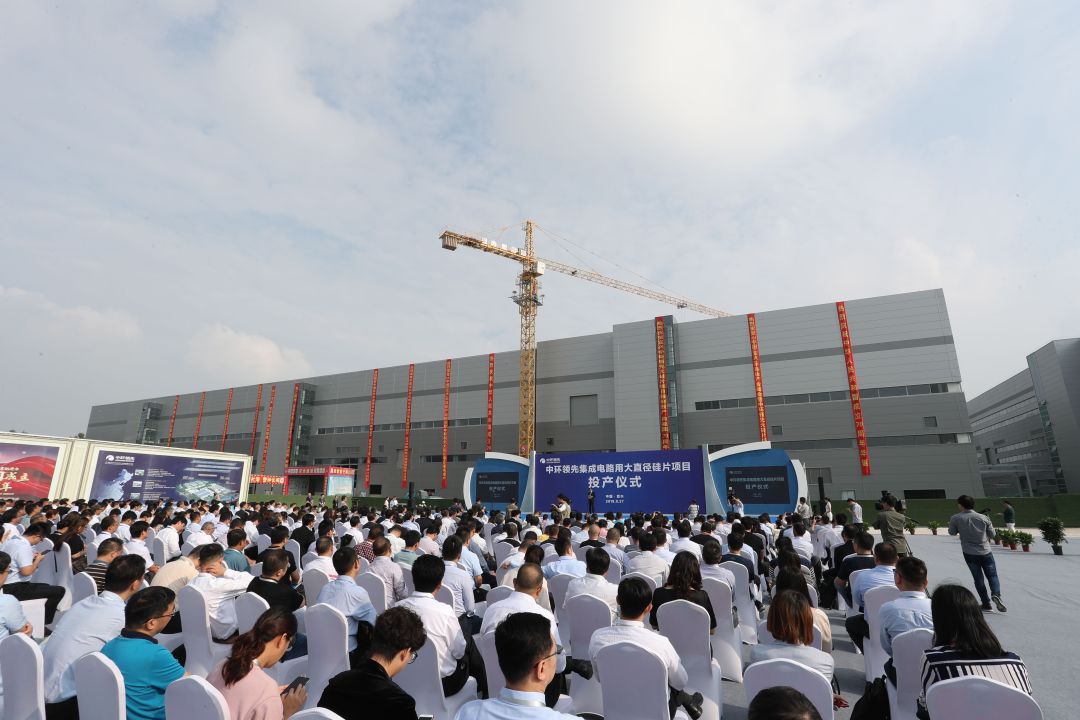 《新华日报》宜兴市高质量发展巡礼之一 在砥砺奋进中吹响产业强市集结号! 项目