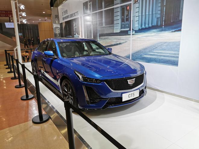 双车战略瞄准BBA 凯迪拉克之夜CT4/CT5齐亮相_搜狐汽车_搜狐网