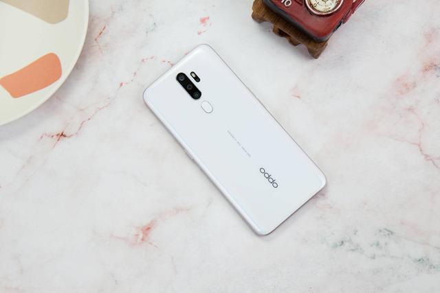 OPPO A11持续热销成千元机翘楚，关键就在于这两点_消费者