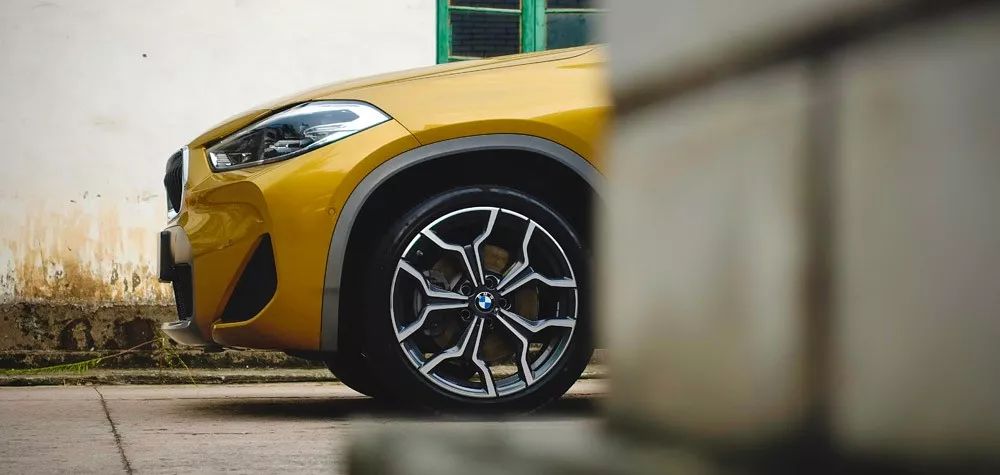 GLA和Q2L的挑战者 试驾国产宝马X2 | Y车评_搜狐汽车_搜狐网