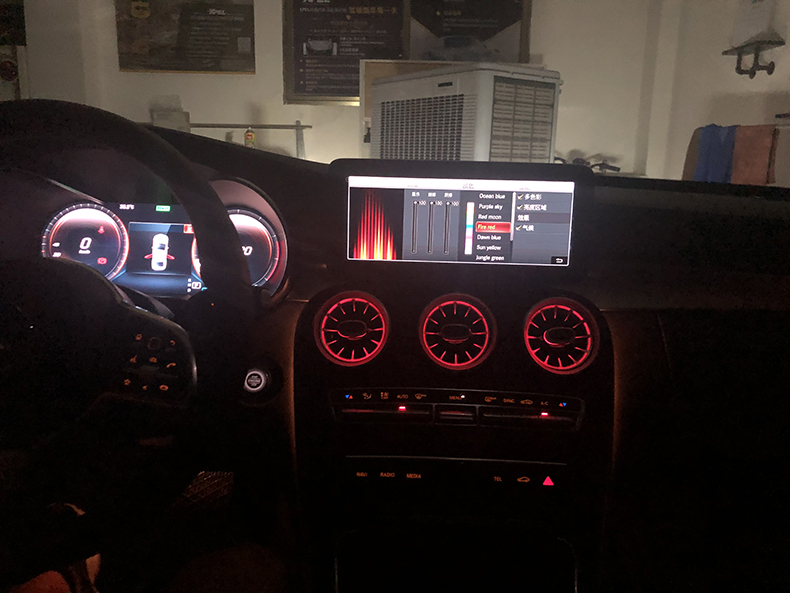 19款奔驰C260L升级64色氛围灯改装氛围灯发光涡轮出风口_搜狐汽车_搜狐网