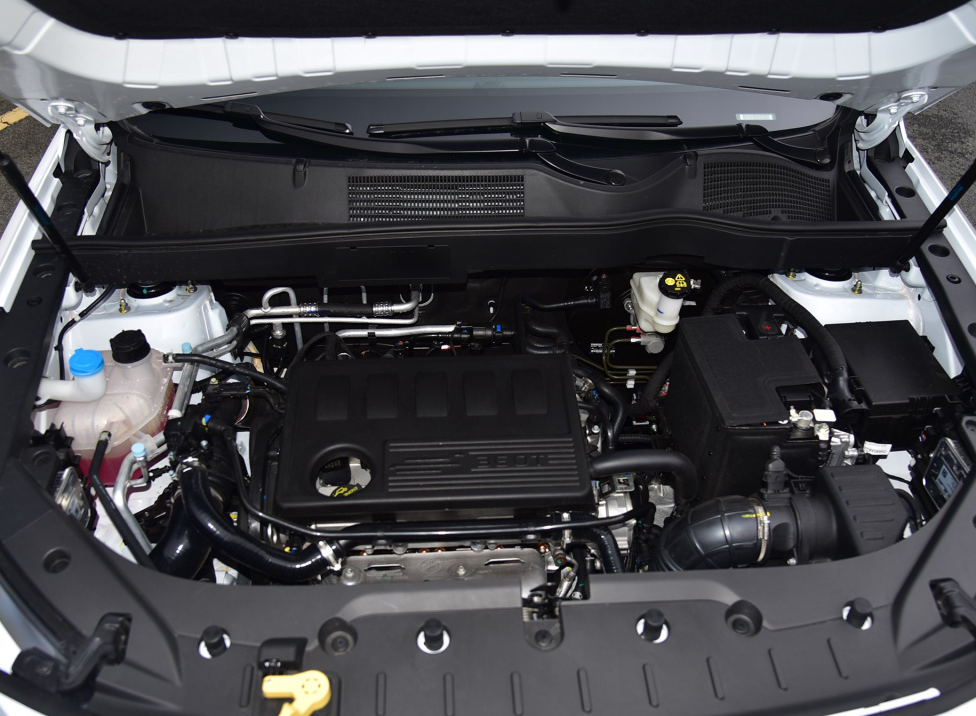 这款SUV轴距达到2800mm，搭载2.0T+爱信8AT，还买什么GS8_搜狐汽车_搜狐网