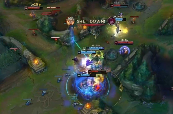 Ning惊天一脚击杀Viper，帮助IG绝境翻盘GRF，弹幕：宁王对不起_比赛