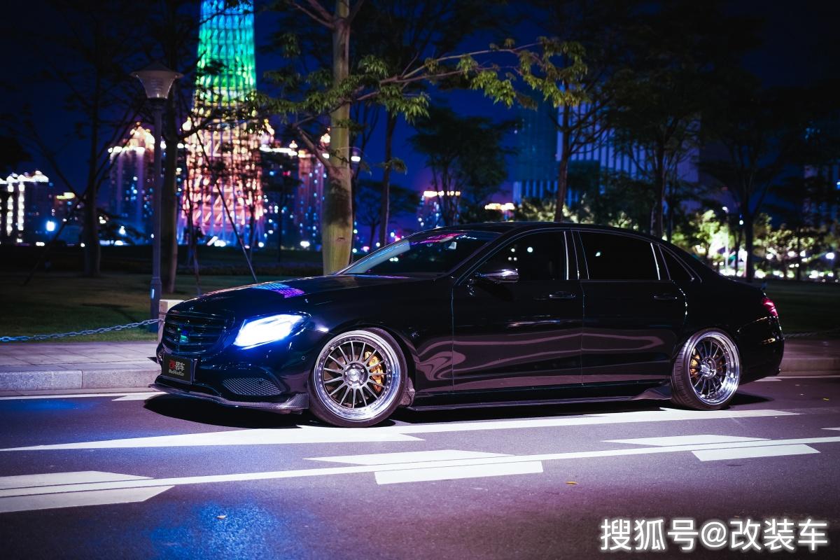 黑武士搭配轻VIP风格，这台奔驰E320L散发着逼人的杀气！_搜狐汽车_搜狐网