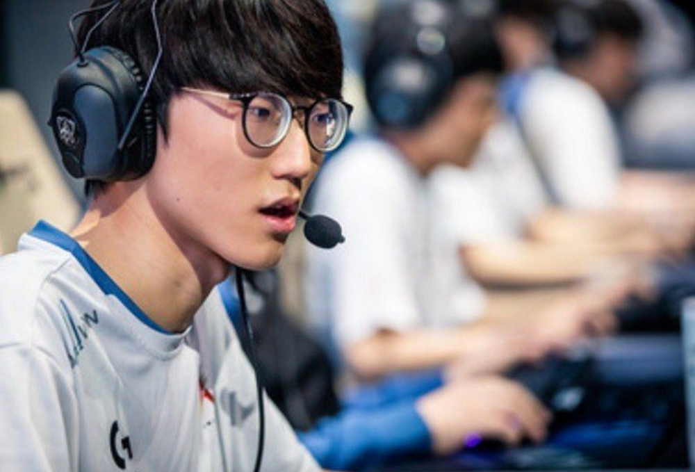 LOL：S9玩家们公认四位实力强劲的上单选手，如今已经有两人沦为了笑柄_shy