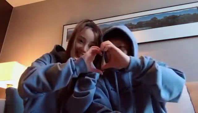 李小璐pgone多个亲密视频流出，女方还被曝出不雅照-搜狐大视野-搜狐新闻