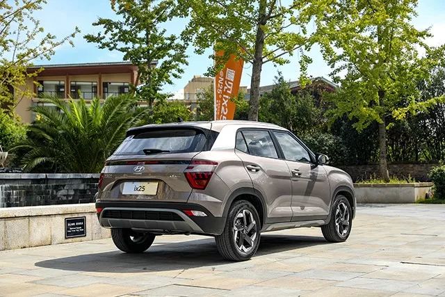 试驾│10.58万起 年轻人的选择 北京现代新一代ix25来了！_搜狐汽车_搜狐网