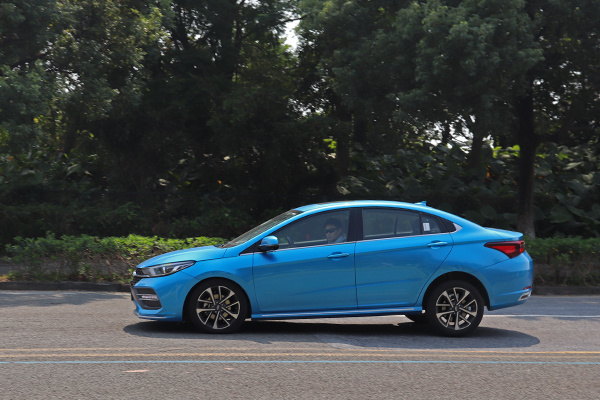 艾瑞泽GX Pro 1.5T性能测试：又快又省的自主发动机来了_搜狐汽车_搜狐网