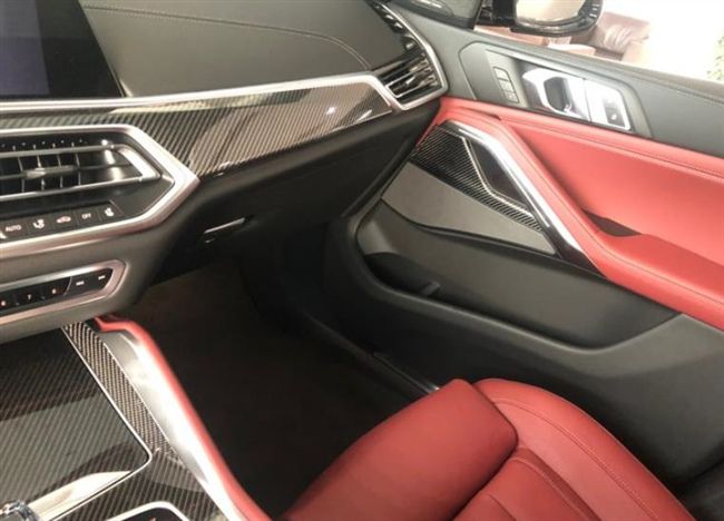 2020款宝马X6到店实拍，外观微调、尺寸提升，3.0T配8AT够劲！_搜狐汽车_搜狐网