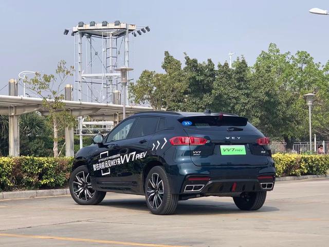 加速快到难受，极速可以爆表，纯电能跑107km，试VV7 PHEV_搜狐汽车_搜狐网
