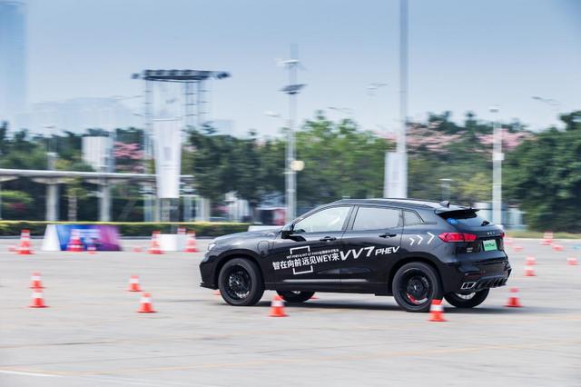 这，就是匠人！WEY VV7 PHEV家族亮相广州车展树行业标杆_搜狐汽车_搜狐网