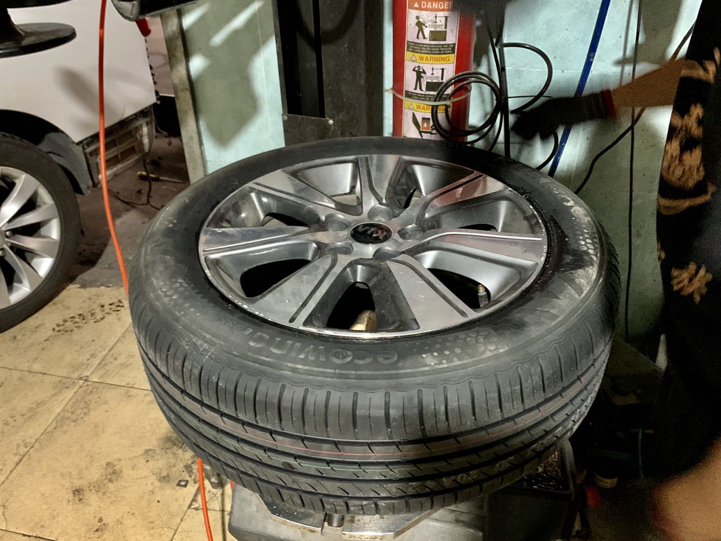 锦湖轮胎Ecowing ES33装车测试 低胎噪 低滚阻 高舒适度成为亮点_搜狐汽车_搜狐网