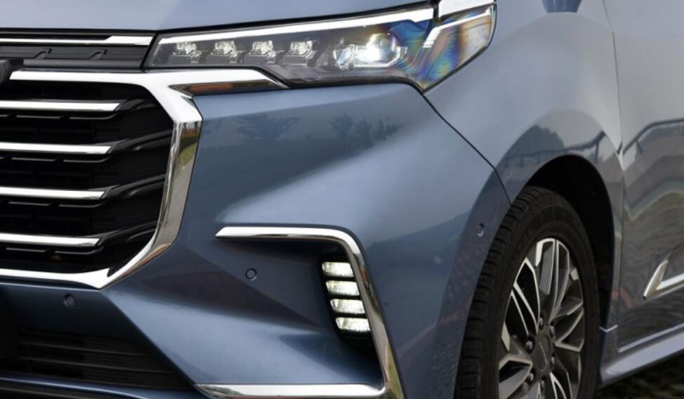 内饰豪华堪比埃尔法 轴距近3.2米的7座MVP 别克GL8表示有点慌_搜狐汽车_搜狐网