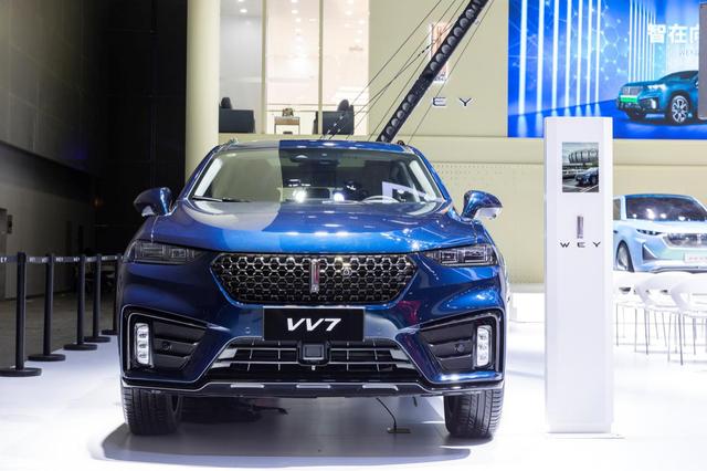行车质感比肩BBA，峰值扭矩远超牧马人，WEY VV7 PHEV仅售21.98万_搜狐汽车_搜狐网