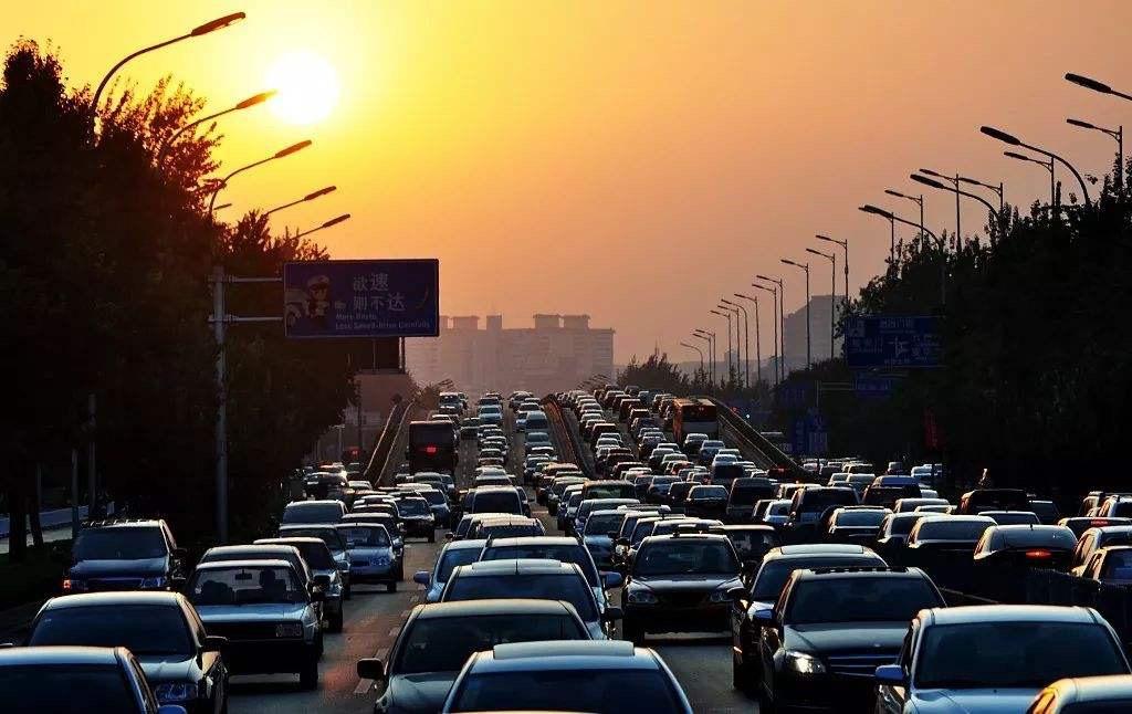 买台车回家过年！帝豪GSe、荣威Ei5、元EV 谁更值得入手？_搜狐汽车_搜狐网