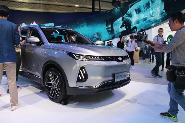 实拍威马EX6 Plus，它究竟算不算实力派？_搜狐汽车_搜狐网