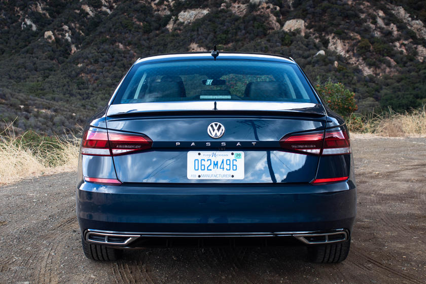 美版2020款大众帕萨特外观和国产相似，2.0T+6AT，起价才16.2万元_搜狐汽车_搜狐网