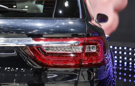 红旗终于争气了，新车比奥迪q5l霸气，配v6引擎+四驱，破百7.8秒_搜狐汽车_搜狐网