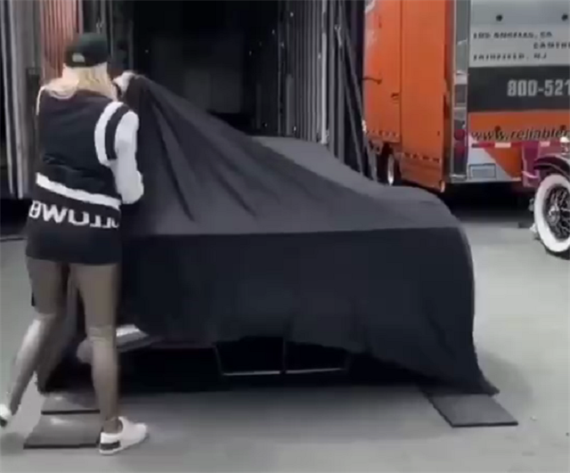 2188万路特斯Evija，车展亮相没多久，国外已提车，现场货车送到_搜狐汽车_搜狐网