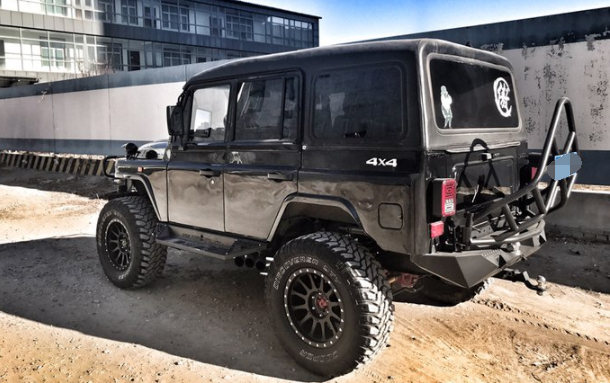 首台爆改新款北汽BJ212诞生！4.0升6缸动力+5AT，比牧马人帅气！-搜狐大视野-搜狐新闻