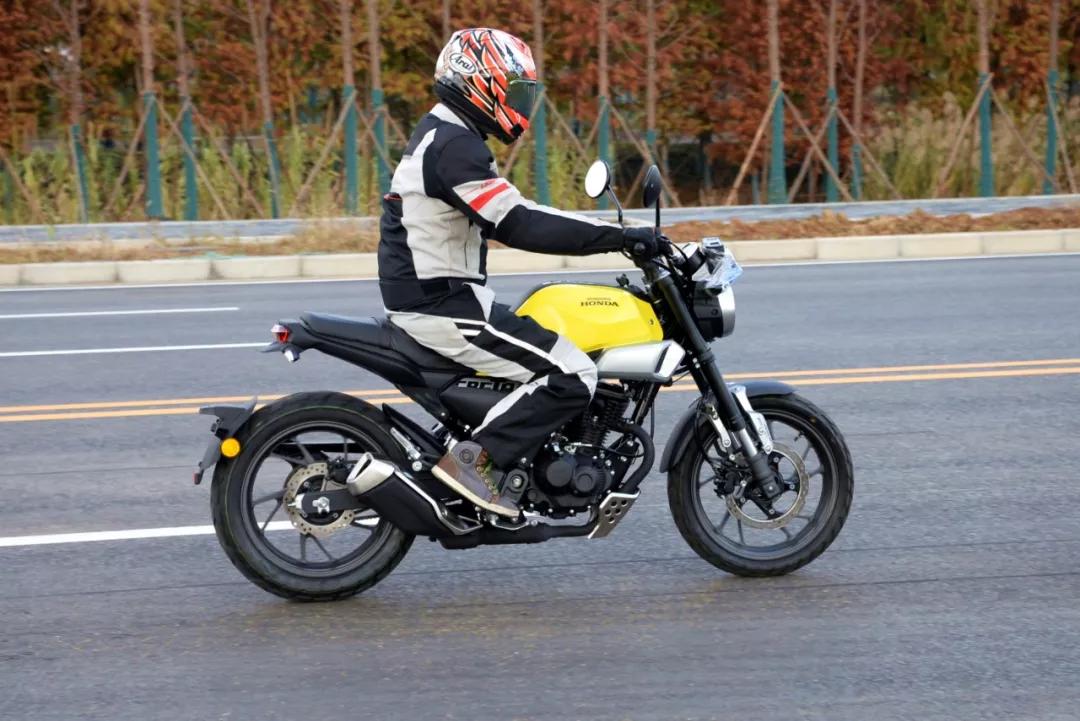 16980元的运动咖啡—新本190TR财智评测_搜狐汽车_搜狐网