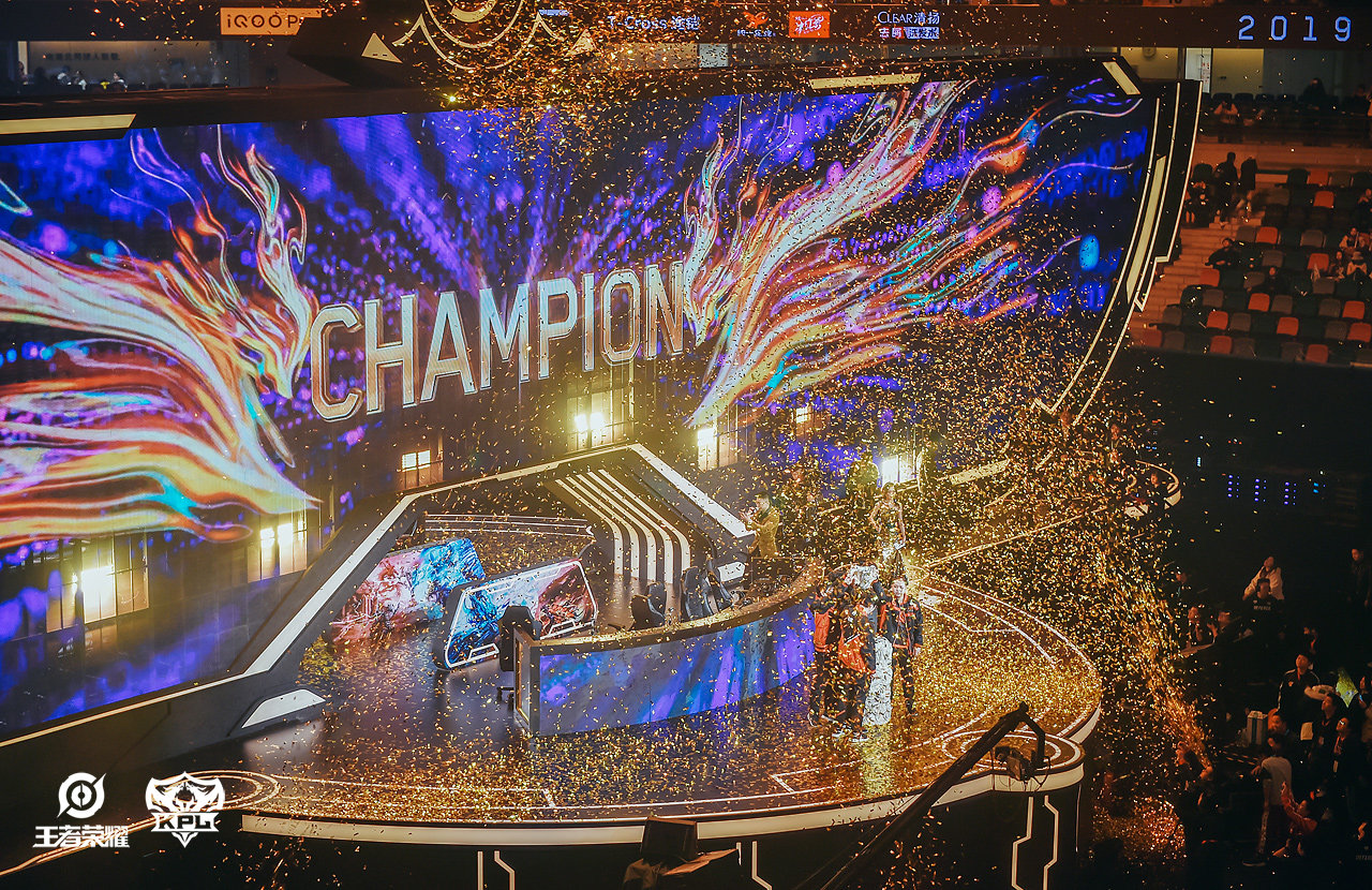 KPL总决赛：AG超玩会4:1完胜QG，最后一局致敬梦泪！-搜狐大视野-搜狐新闻