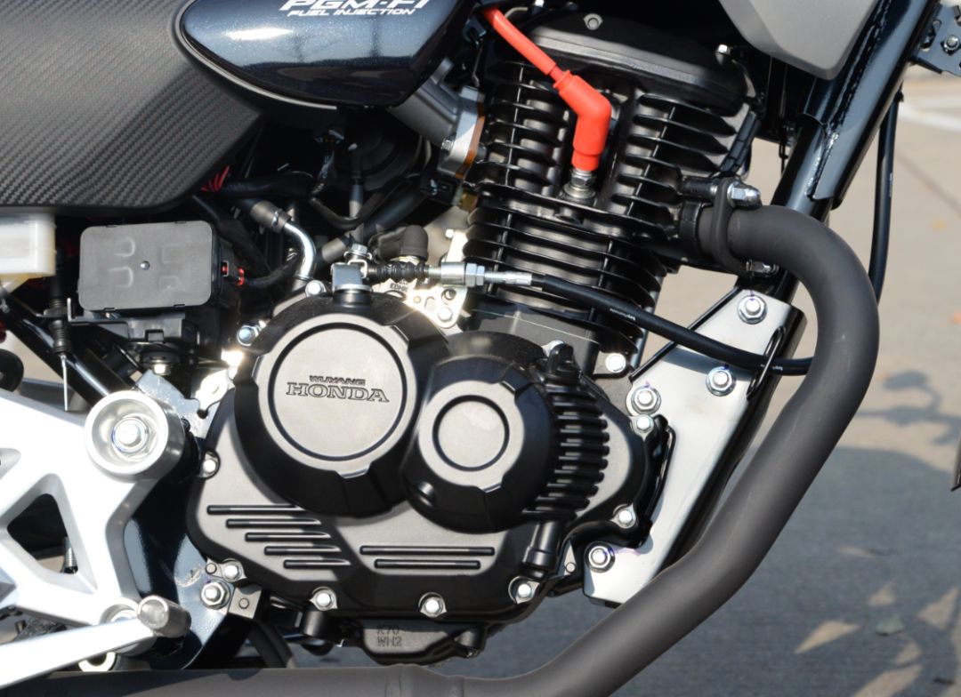 一脉相承：16980元新本CBF190TR与17380元五本鸷道，怎么选？ _搜狐汽车_搜狐网