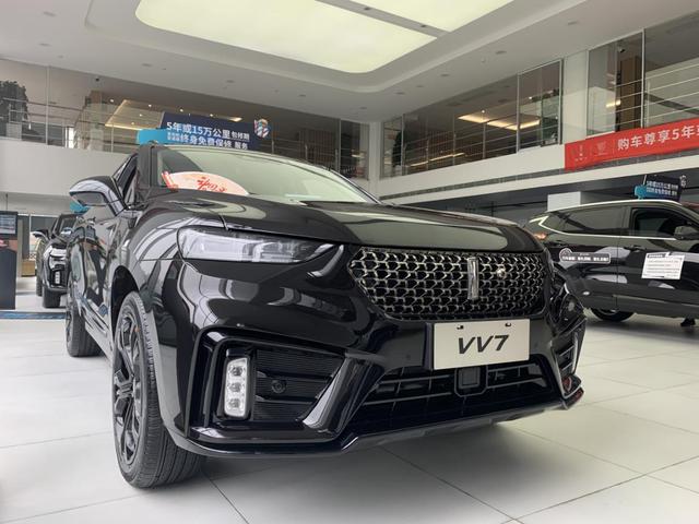 到店实拍WEY VV7|“黑武士”吸睛，到店看车的比想象的多_搜狐汽车_搜狐网