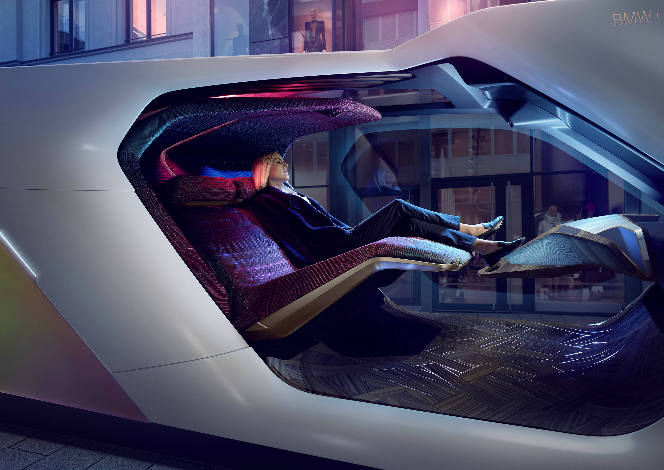 Vision BMW i Interaction EASE自动驾驶人机交互创新概念座舱全球首发_搜狐汽车_搜狐网