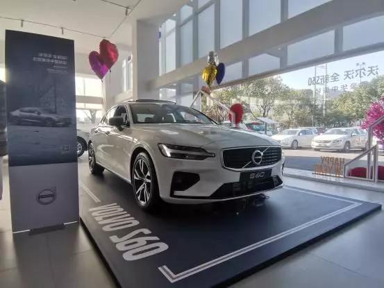 沃尔沃S90比S60还便宜，闭着眼睛都知道怎么选_搜狐汽车_搜狐网