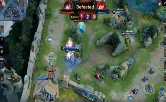 QG、Fly能屈能伸：作战时兼顾四方，迎来满堂喝彩！_敌人