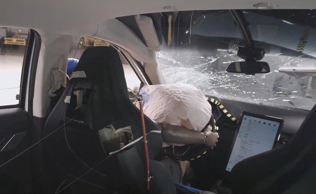 C-IASI测造车新势力，起底小鹏G3安全实力，侧气帘何时能标配？_搜狐汽车_搜狐网