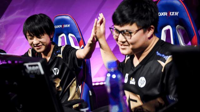 PDD直播谈YM的故事：聚是一坨翔散是满天星，他们都演我_选手