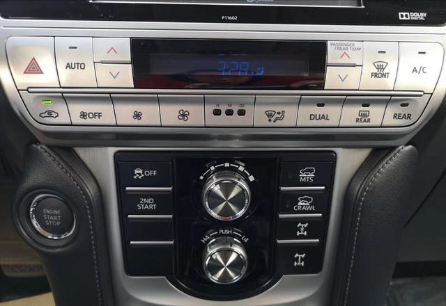 新款柴油版丰田霸道到港实拍！2.8T+6AT，售价与顶配汽油版看齐_搜狐汽车_搜狐网