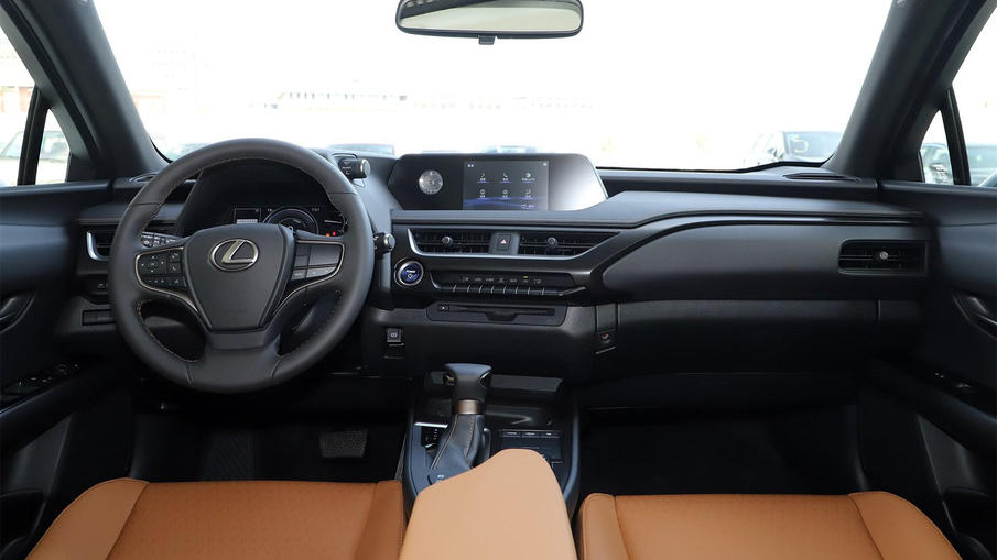 就凭进口？雷克萨斯UX能否比过宝马X2/奥迪Q2L，成为20来万首选？_搜狐汽车_搜狐网