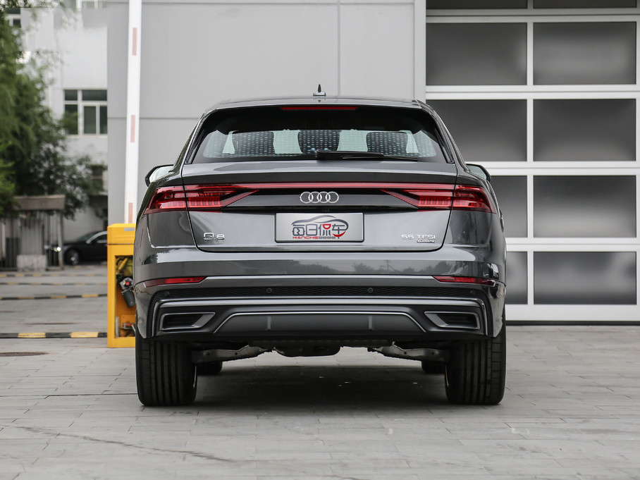 “BBA”SUV旗舰较量 宝马X7、奔驰GLS和奥迪Q8对比分析_搜狐汽车_搜狐网