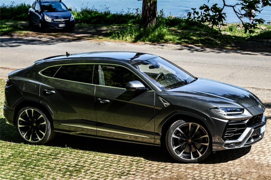 高贵极致，成功人士座驾，DBX/G63/Urus/添越谁更奢？_搜狐汽车_搜狐网