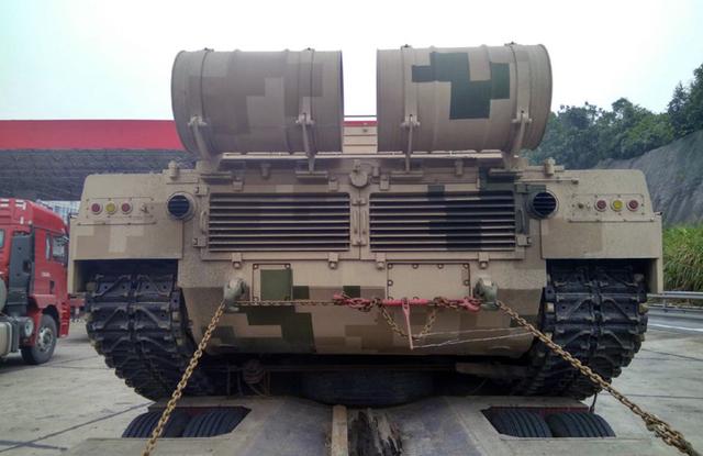 比赛专用车还是为战争而生？详解中国96B坦克，性能超乎想象_炮塔