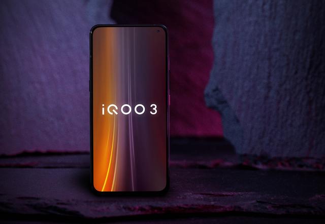 备受用户期待的iQOO 3都有哪些亮点？上手实测为你揭晓答案_手机