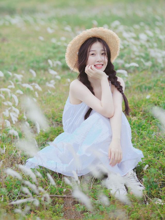 168cm虞书欣和159cm鞠婧祎，同穿白色吊带裙，小个子不输大长腿？-搜狐大视野-搜狐新闻