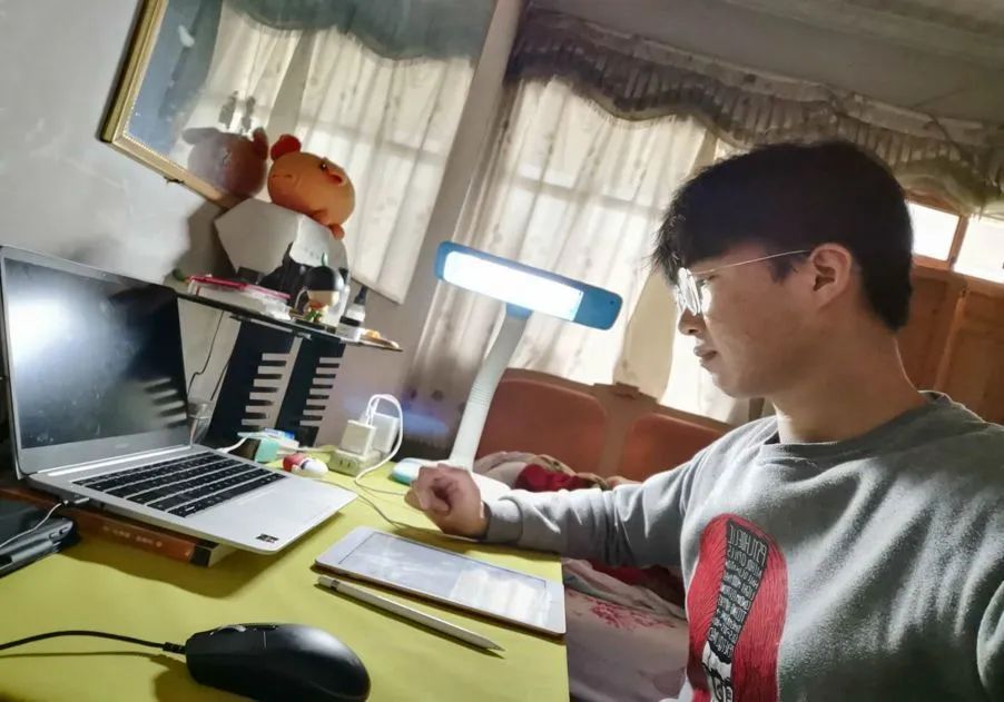 “黎明的那道光会越过黑暗”SDJU手势舞给你加油打气！-搜狐大视野-搜狐新闻