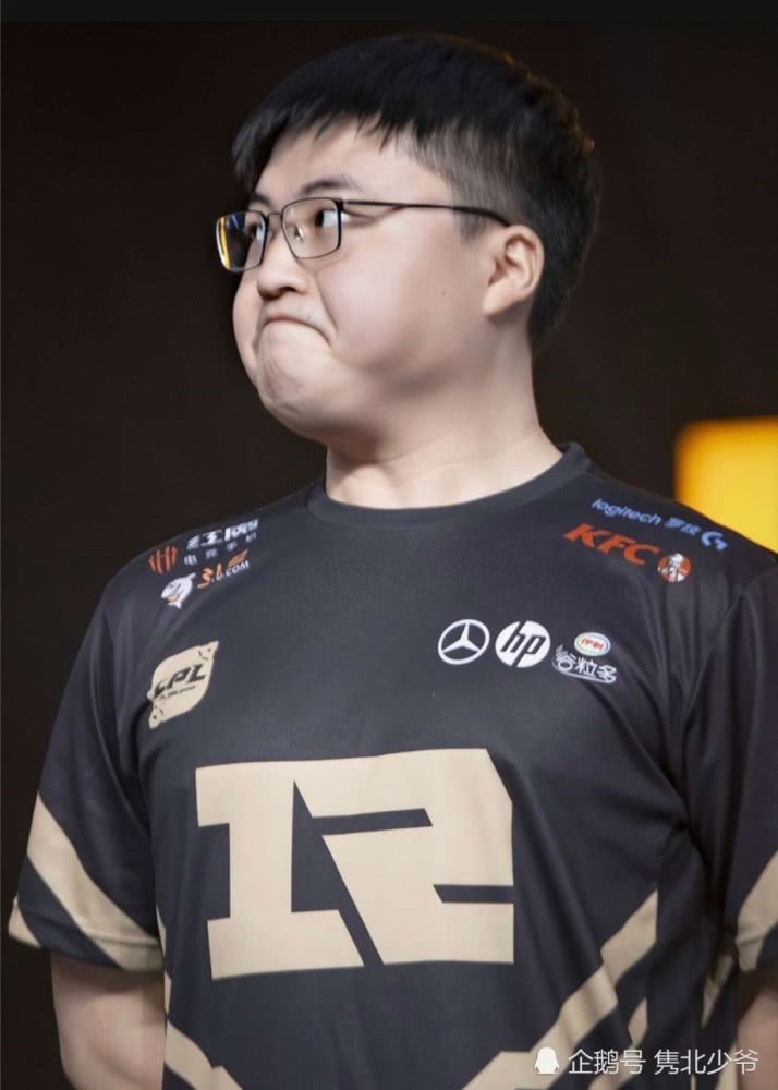 RNG四人组“GNR”打冠军杯，UZI四杀虐泉，UZI：感觉我们夺冠了_比赛