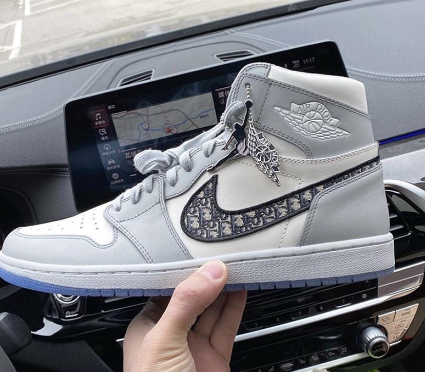 AJ1迪奥联名Dior x Air发售货量和细节评测-搜狐大视野-搜狐新闻